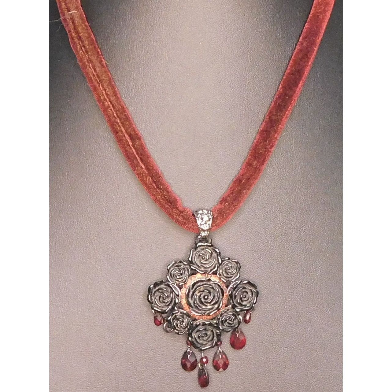 Other Gothic Rose Velvet Necklace | Grailed