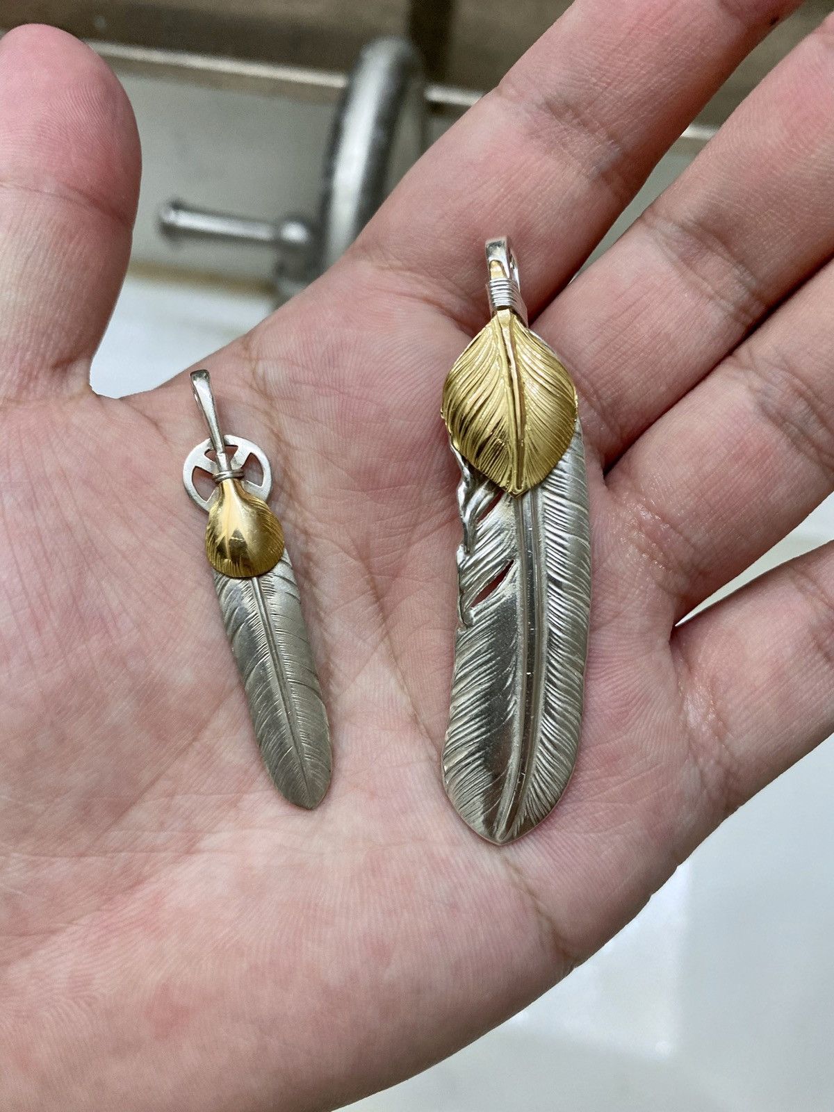 Goro's Goros feather heart wheel feather | Grailed