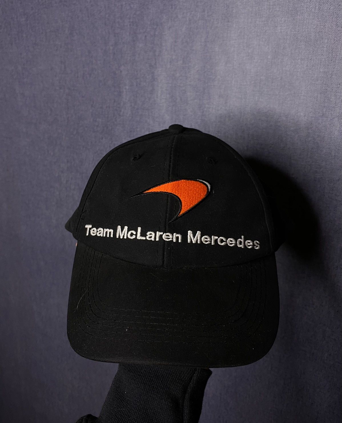 Mercedes Benz × Racing × Vintage Vintage McLaren Mercedes-Benz Mobil 1 ...