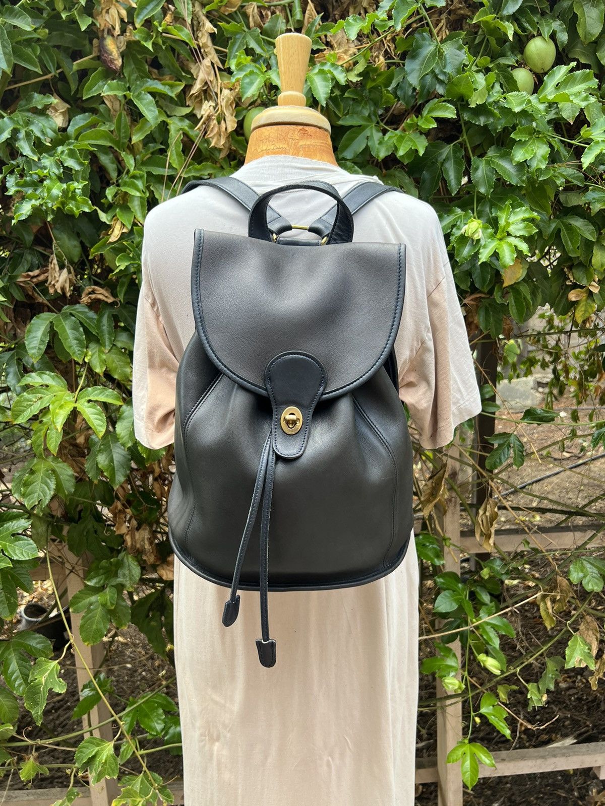 Coach × Vintage Navy Vintage Coach backpack rucksack travel sac 9943 ...