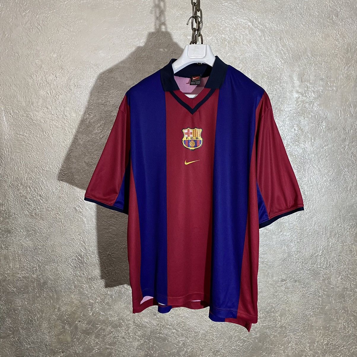 F.C. Barcelona × Soccer Jersey × Vintage VTG 2000/01 Nike Barcelona ...