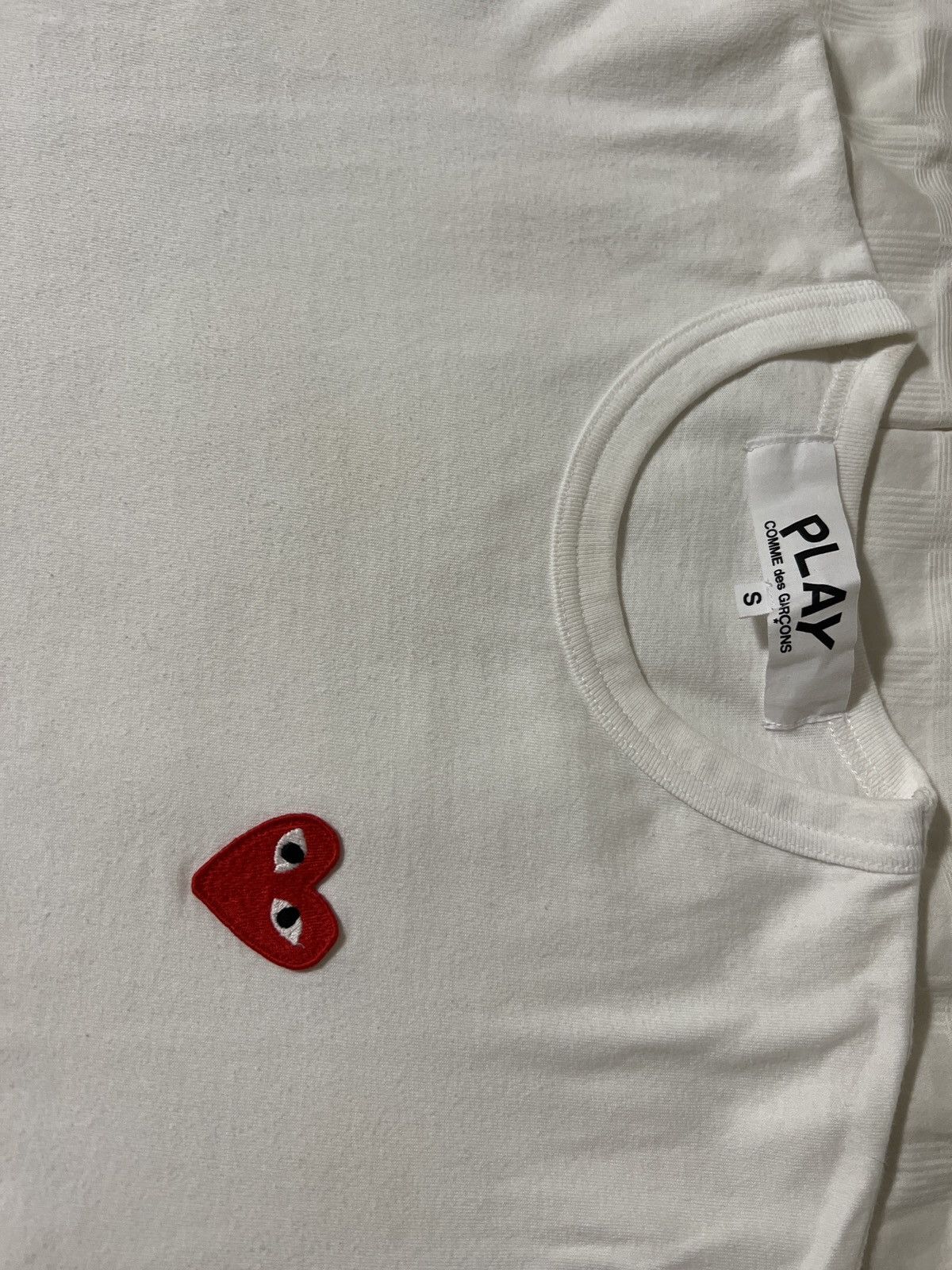Comme des Garcons Original CDG red heart white tee | Grailed
