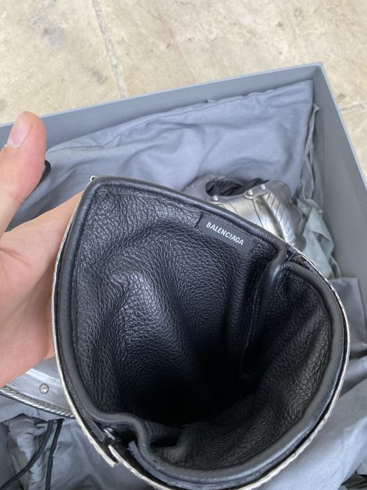 Balenciaga *GRAIL ALERT* AW21 afterworld chevalier knight gloves | Grailed