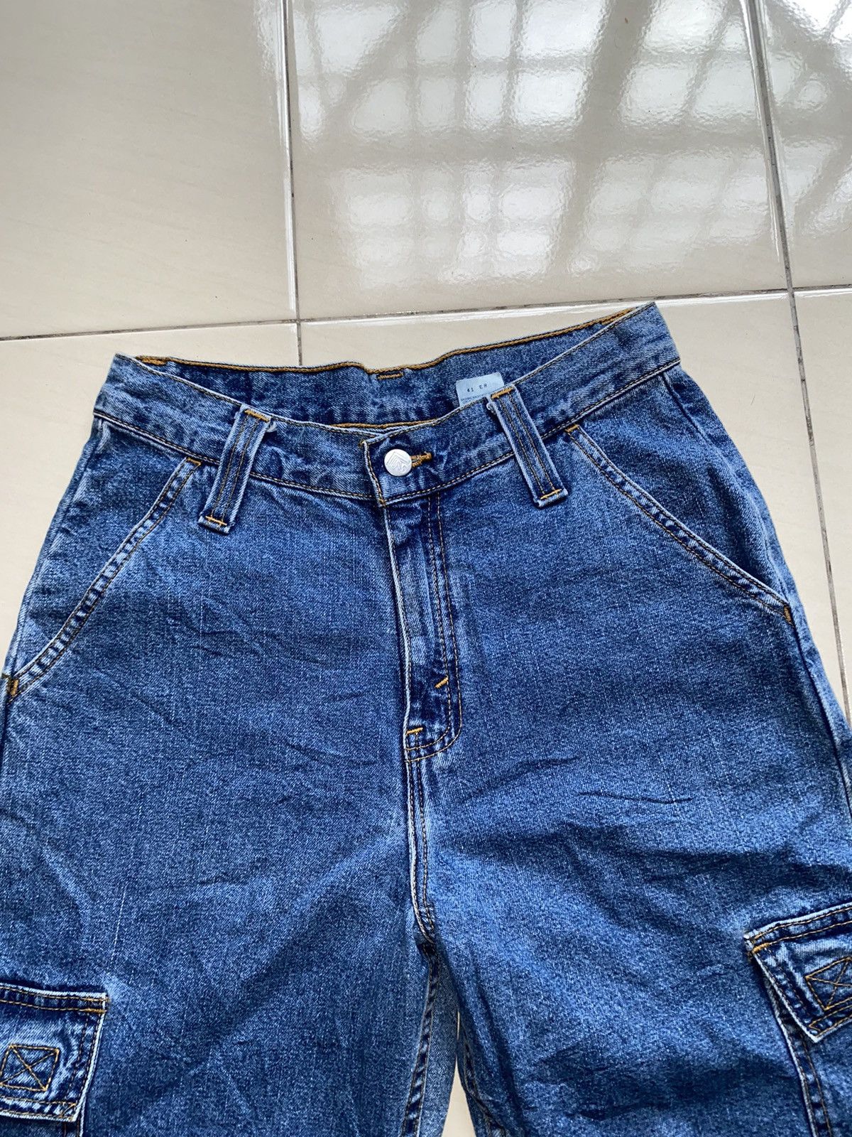 Levi's × Vintage Vintage 90s Levis L2 Carpenter Cargo 6 Levi's × Vintage Vintage 90s Levis L2 Carpenter Cargo 6