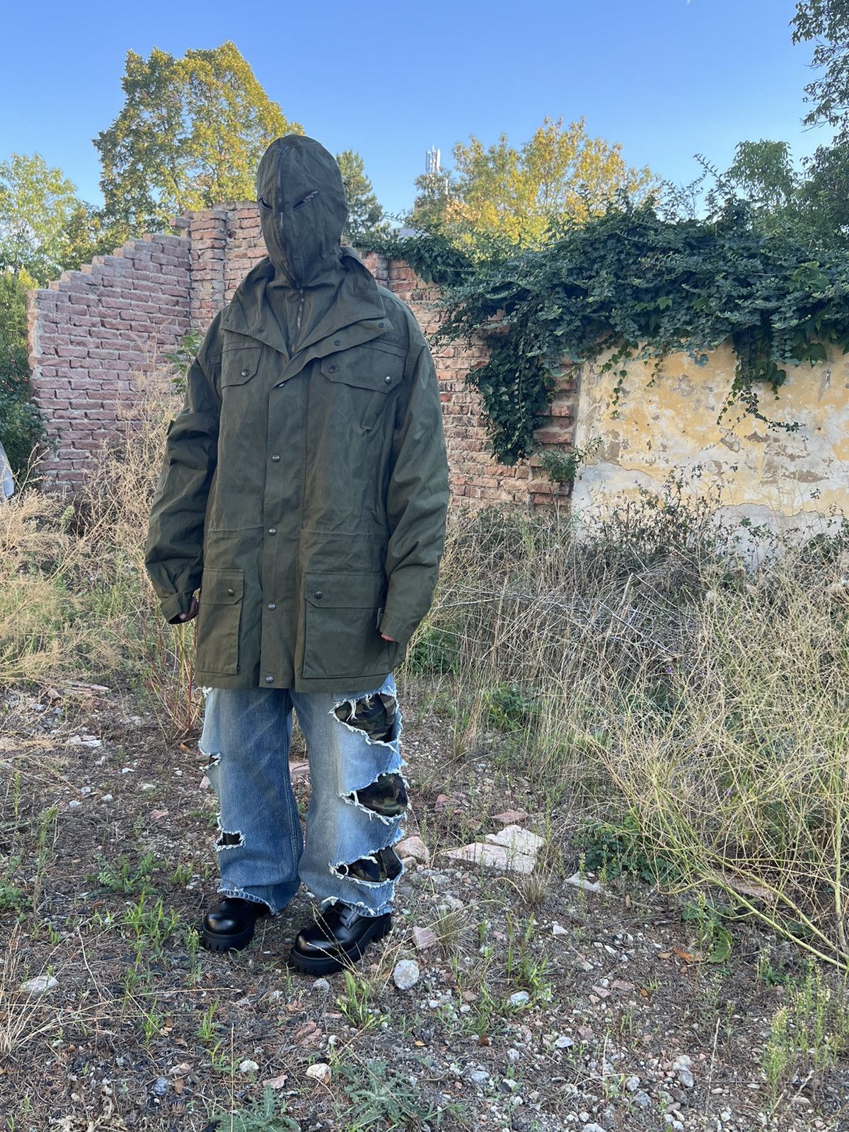 Vetements *RARE AF* SS19 green military waxed gimp mask parka jacket ...