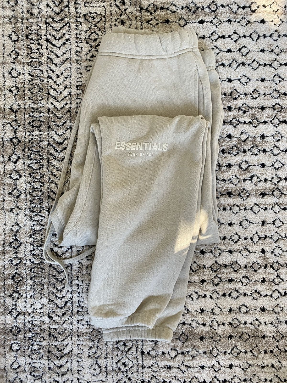 Essentials Essentials Sweatpants Sz Medium Cream | Grailed