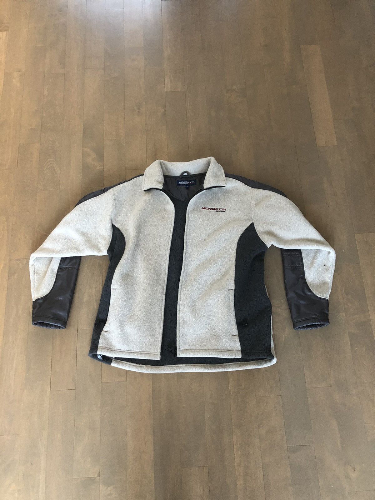 Vintage Beige and grey mondetta sport mens large jacket | Grailed