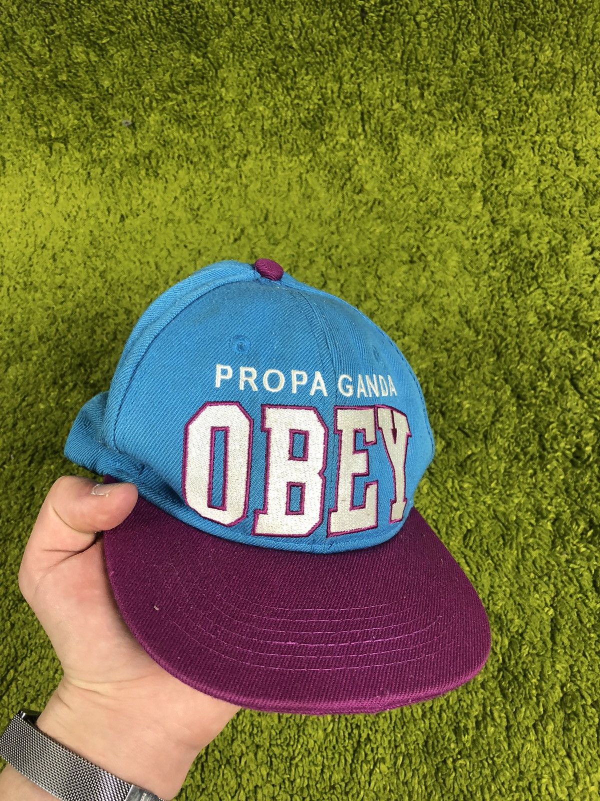 Hype × Obey VINTAGE OBEY PROPAGANDA CAP | Grailed