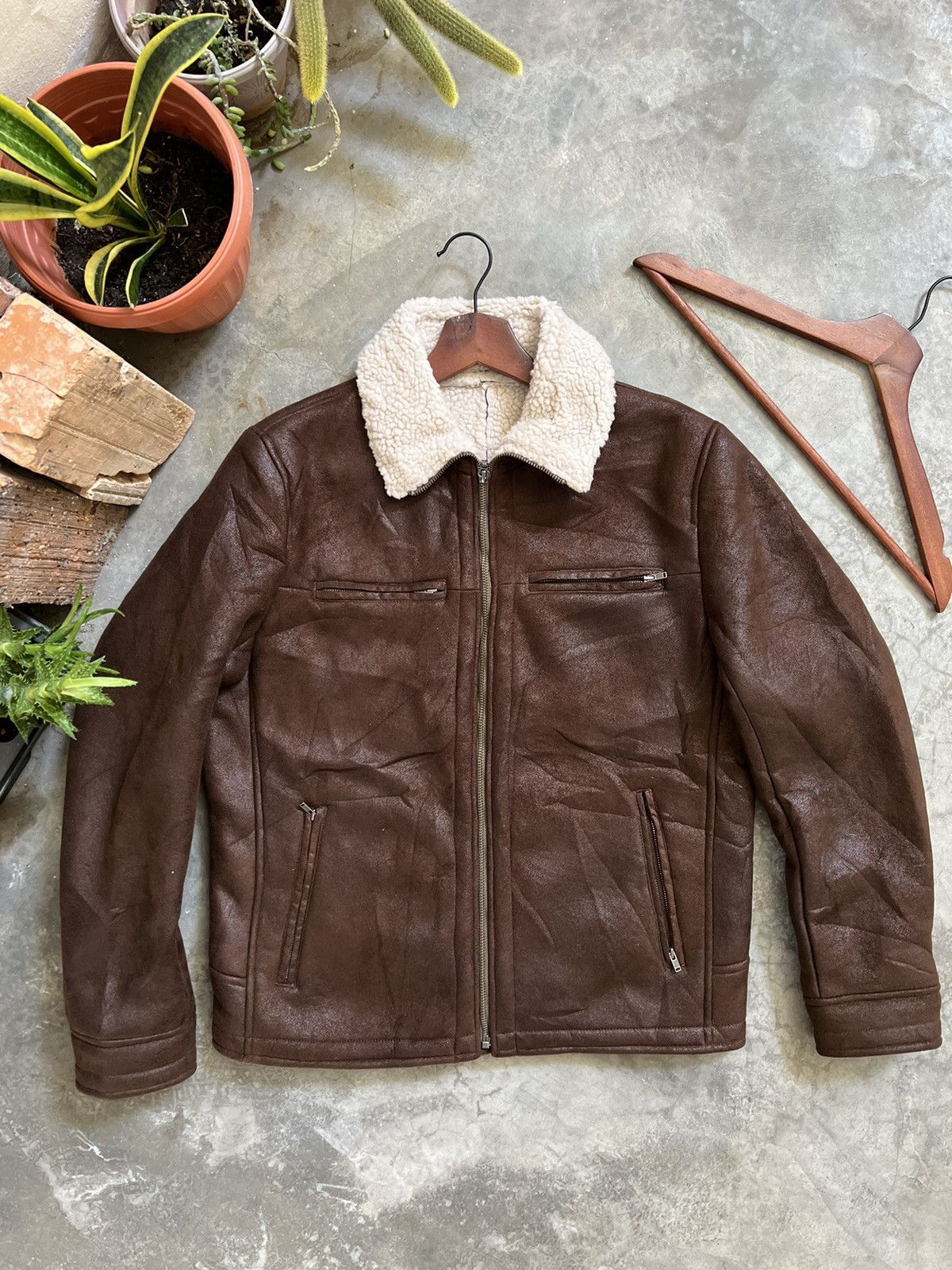 Japanese Brand × Vintage Vintage 🏴‍☠️ Top Valu Shearling Jacket | Grailed