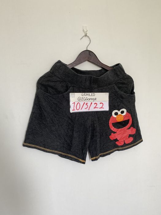Vintage Vintage Sesame Street Elmo Printed Short Pants | Grailed