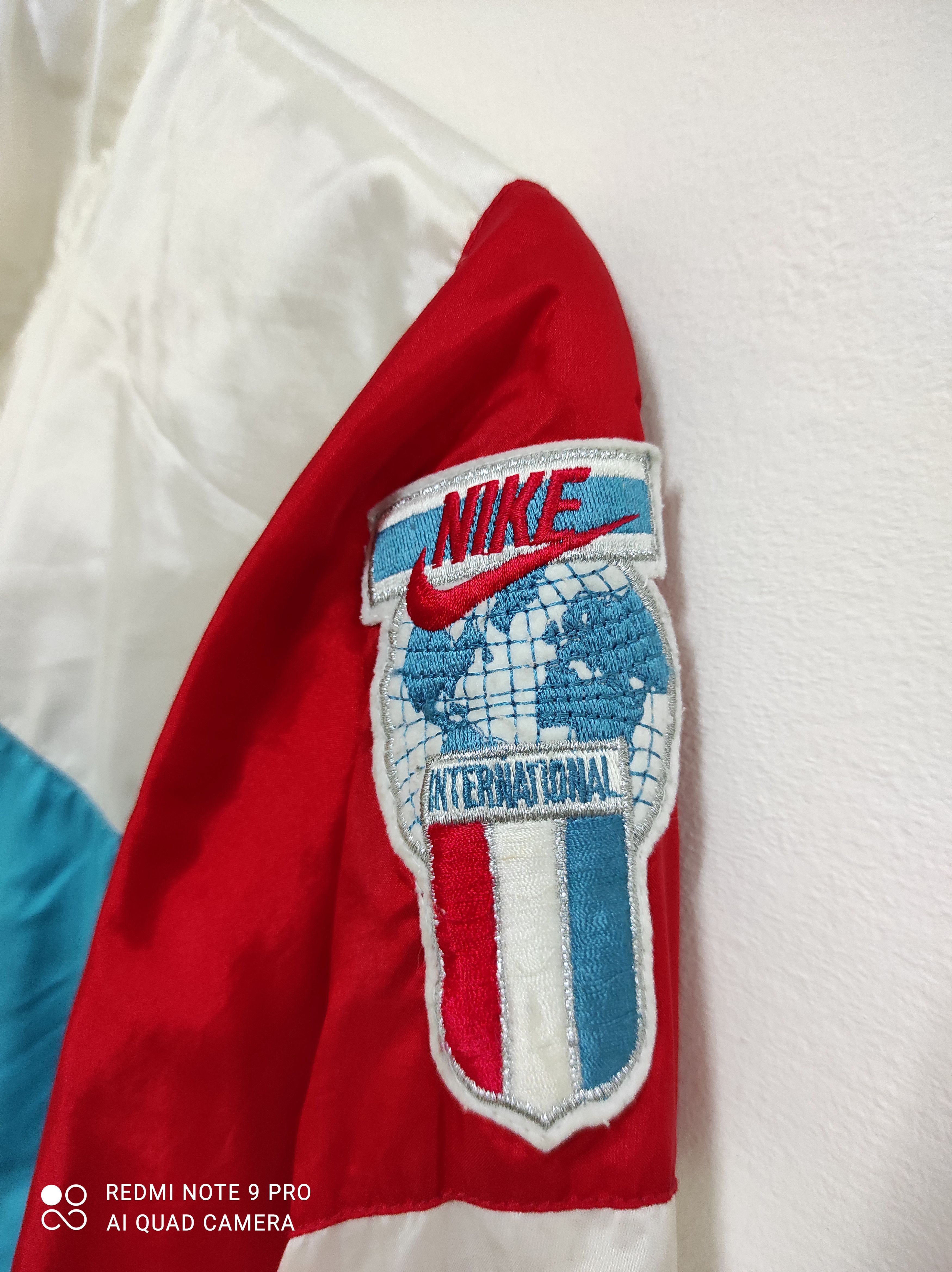 Nike × Vintage Vintage 90's Nike International Jacket | Grailed