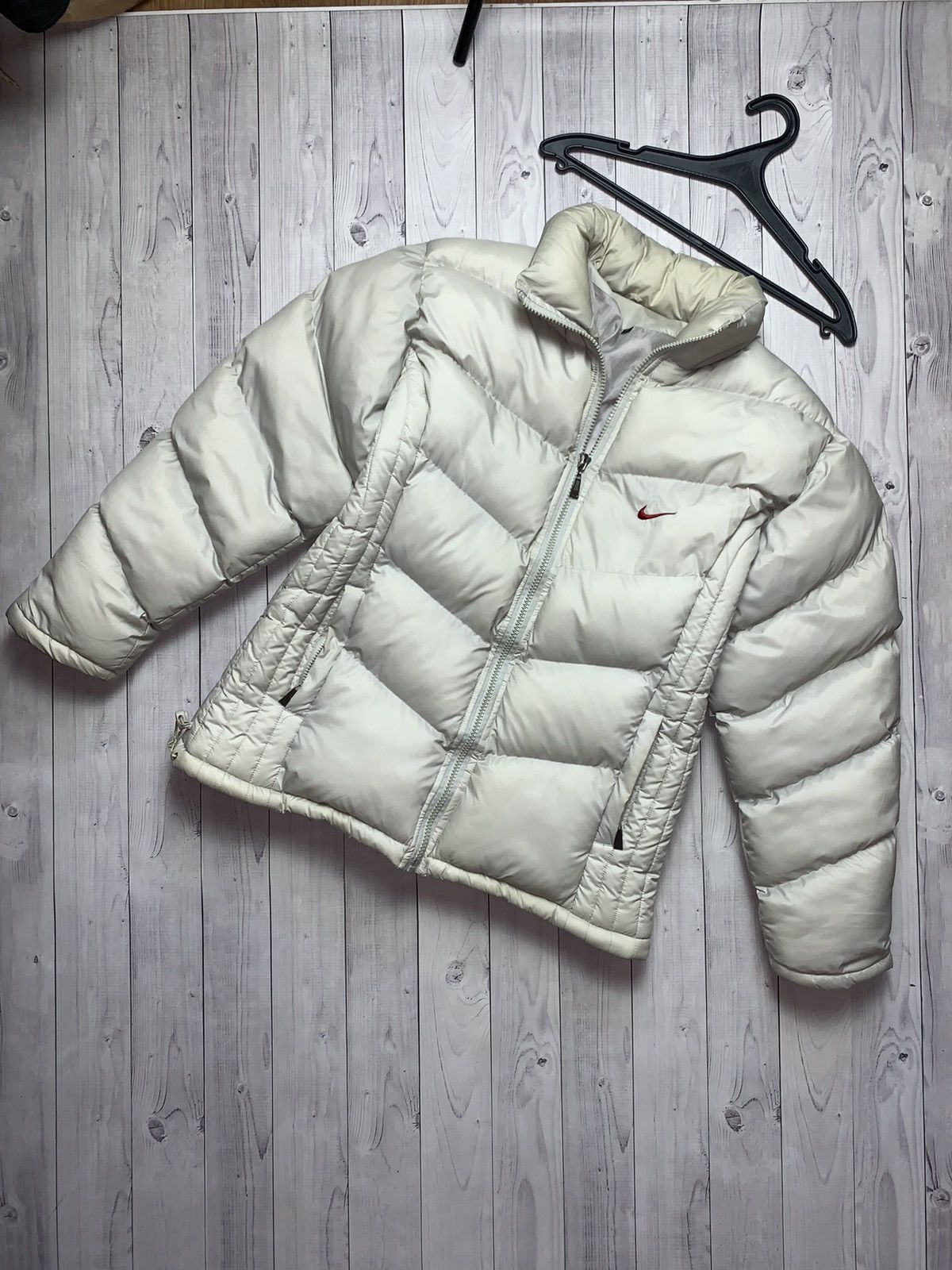 Nike × Streetwear × Vintage Vintage Nike down jacket logo size L | Grailed