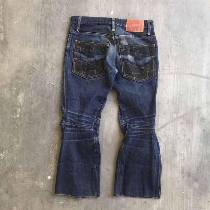 Christopher Nemeth Vintage 90's Ripped kneeJeans oleh Christopher ...