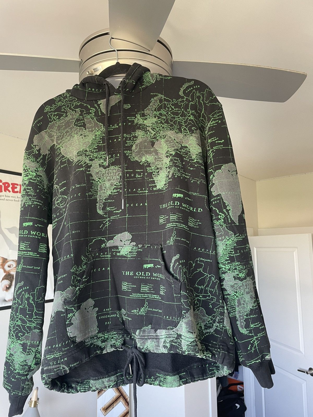 Vintage 10 Deep All Over Map Hoodie | Grailed