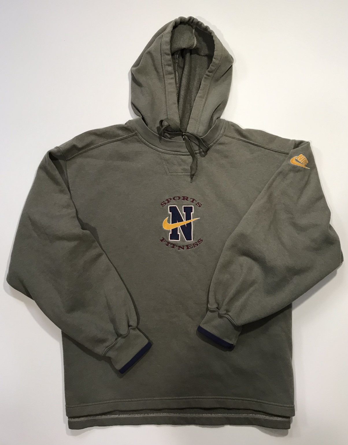 nike-nike-vintage-90-s-center-logo-swoosh-hoodie-grailed