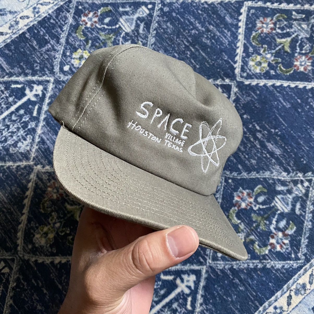 Travis Scott Space Village Travis Scott SnapBack 🧢 | Grailed