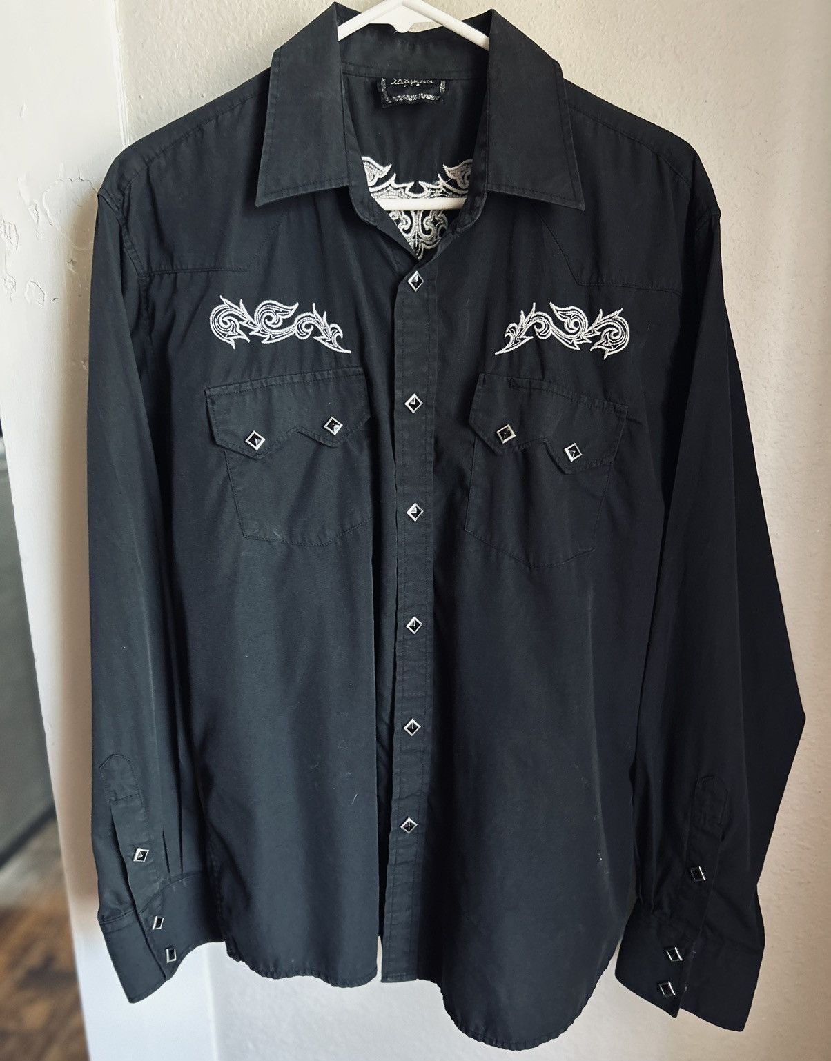 Vintage Vintage Men’s Distressed Western Shirt Black W/ Embroidery ...