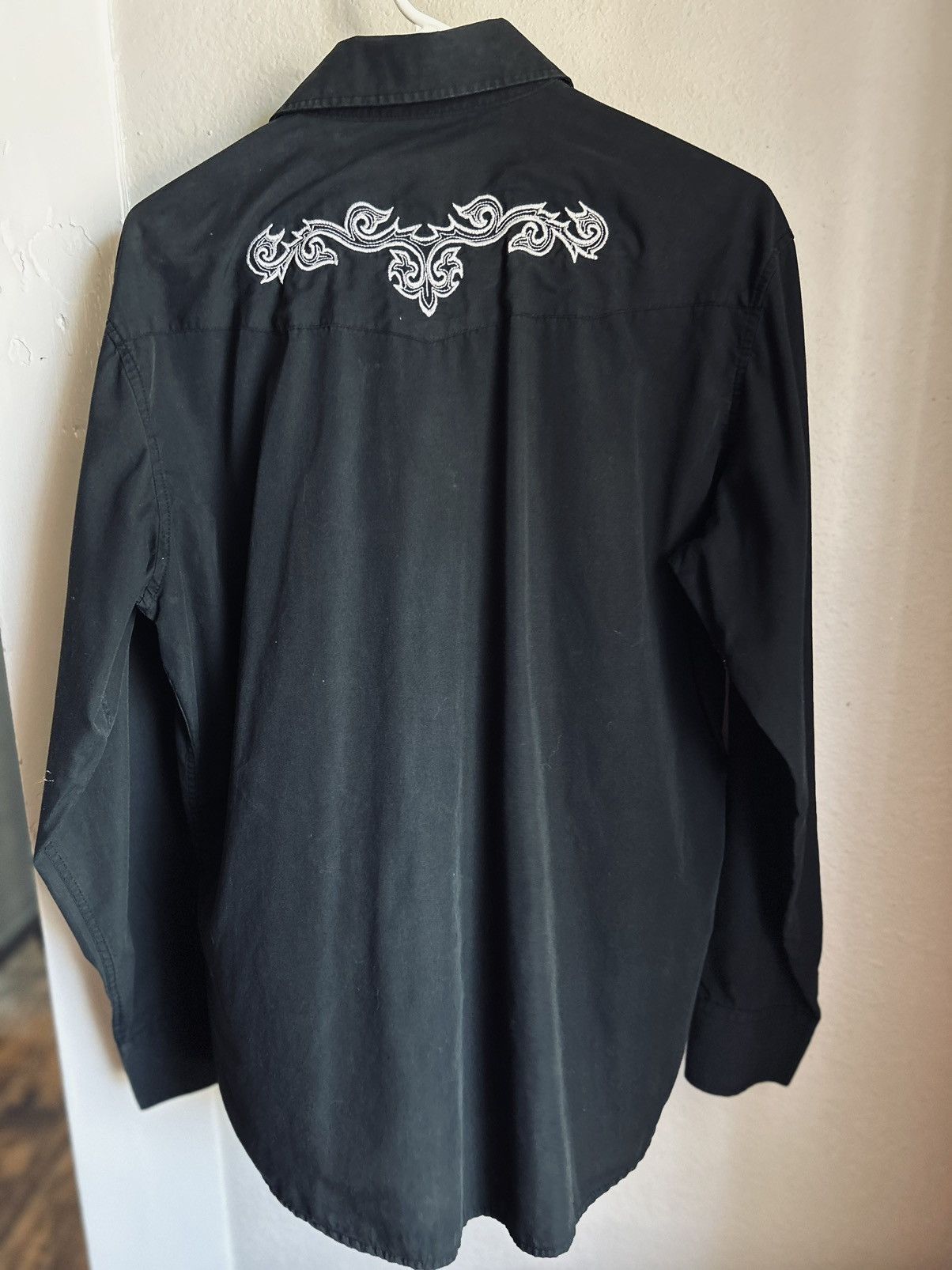 Vintage Vintage Men’s Distressed Western Shirt Black W/ Embroidery ...