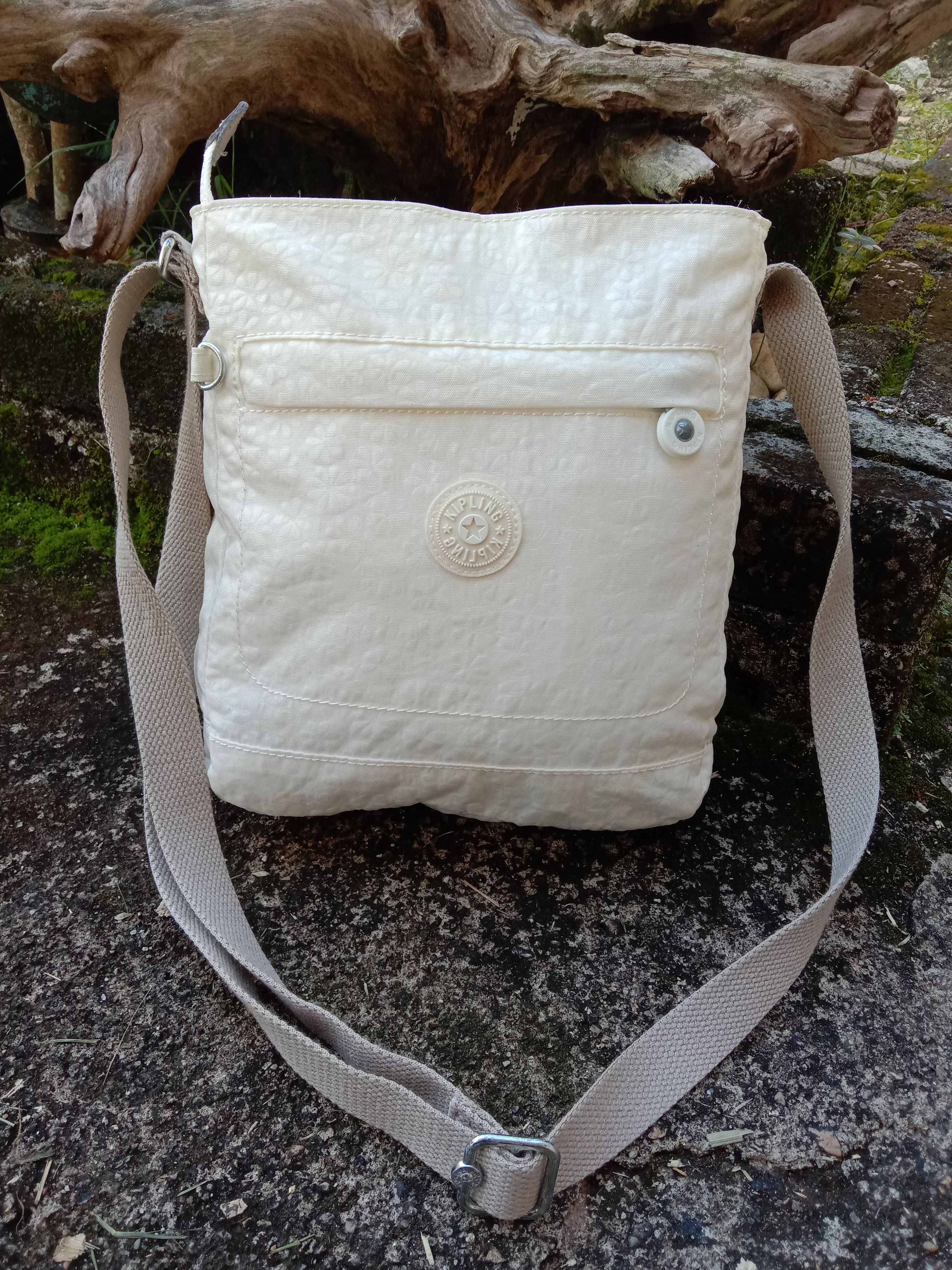 Bag × Brand × Streetwear Kipling Design White Sling Bag | Grailed