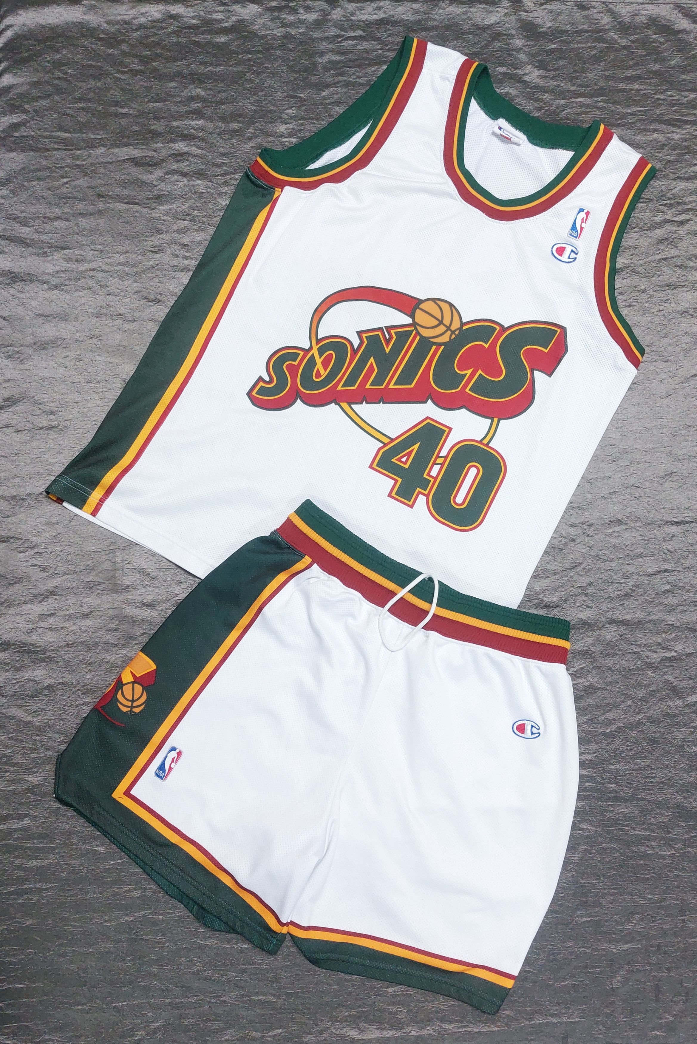 Champion × NBA × Vintage Vintage Basketball suit Champion Sonics 90s ...