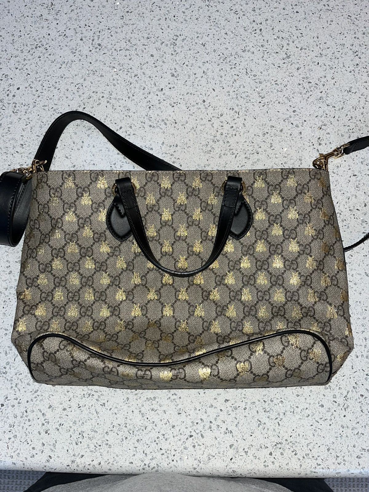 Gucci Gucci supreme Bee monogram bag | Grailed