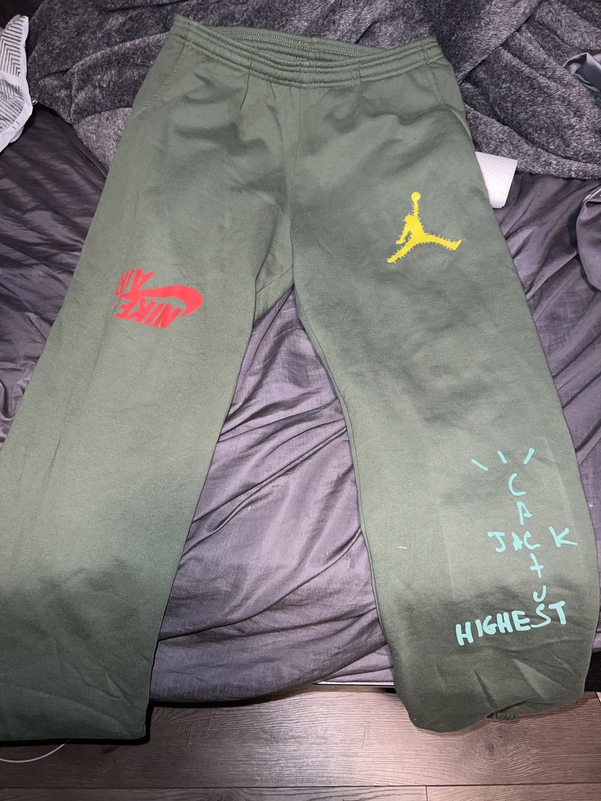 Travis Scott Travis Scott Nike sweat pants | Grailed