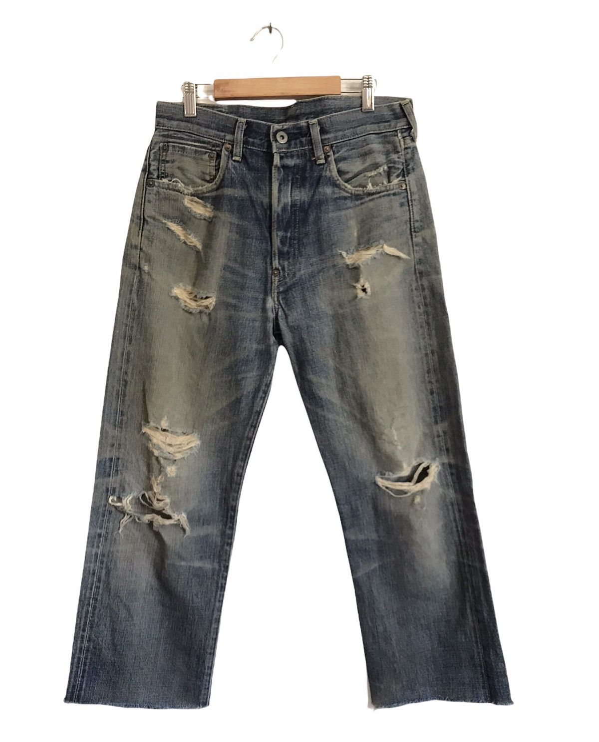 Levis 702 big e store