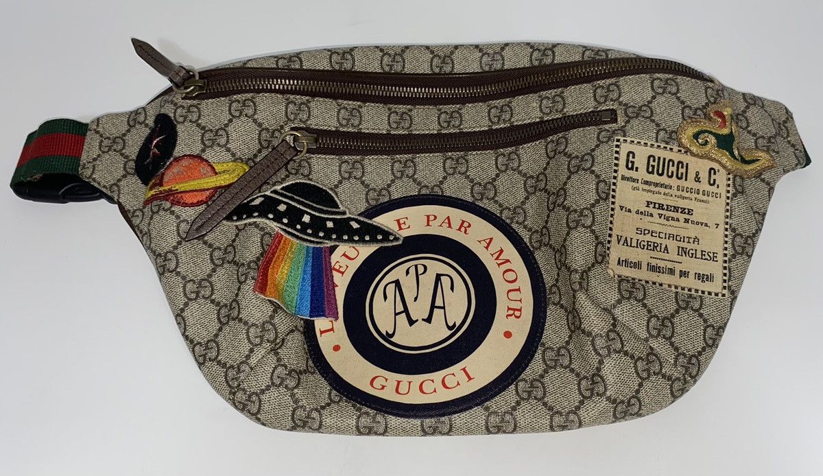 Gucci Gucci GG Supreme UFO Canvas Courier Waist Bag | Grailed