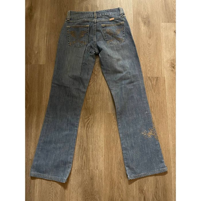 Wrangler Wrangler Vintage Flare Embordered Premium Patch Blue Jeans ...
