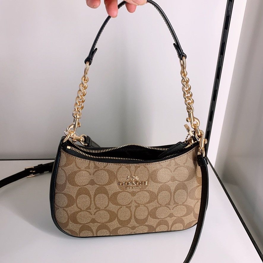 Coach Teri Shoulder Bag In Signature Canvas | Grailed