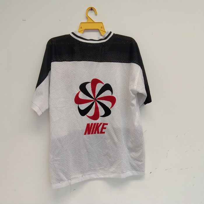 Nike vintage Jersey nike pinwheel big logo | Grailed