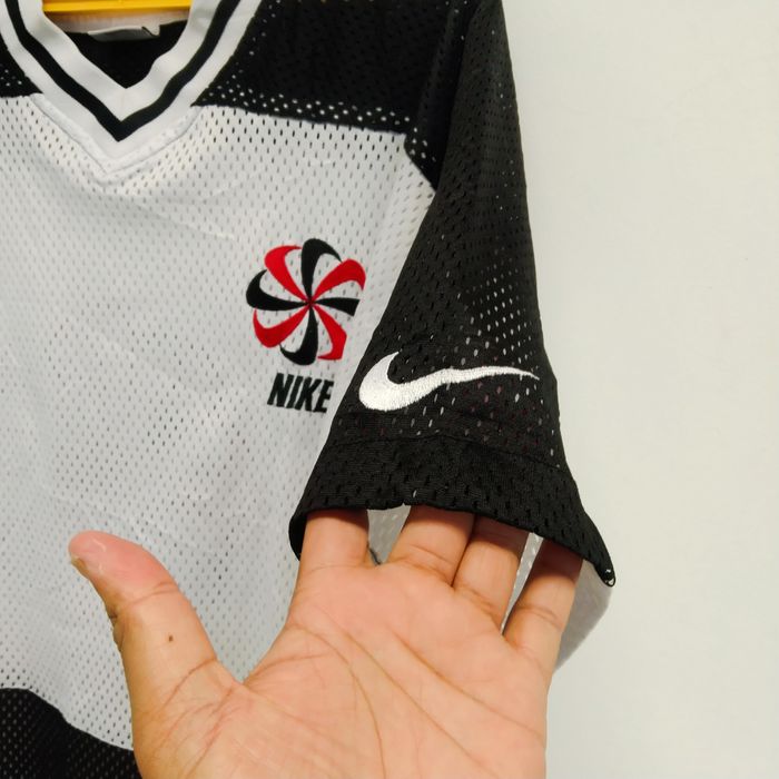 Nike vintage Jersey nike pinwheel big logo | Grailed