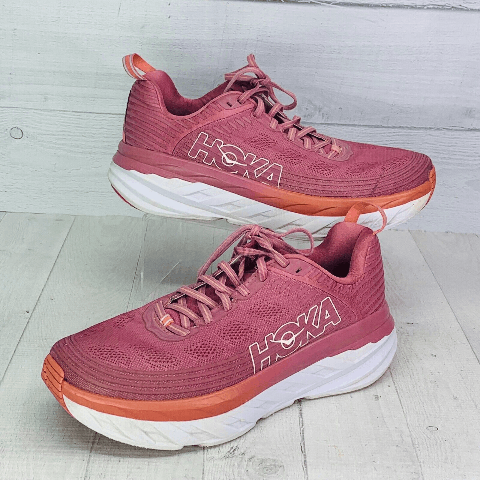 Hoka One One Hoka One Bondi 6 Running Shoe Sneaker Heather Rose | Grailed