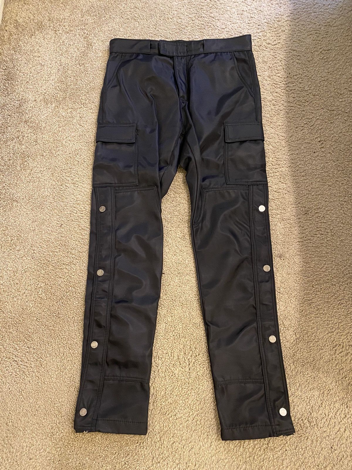 MNML × Streetwear Mnml Black Nylon Snap Cargos | Grailed