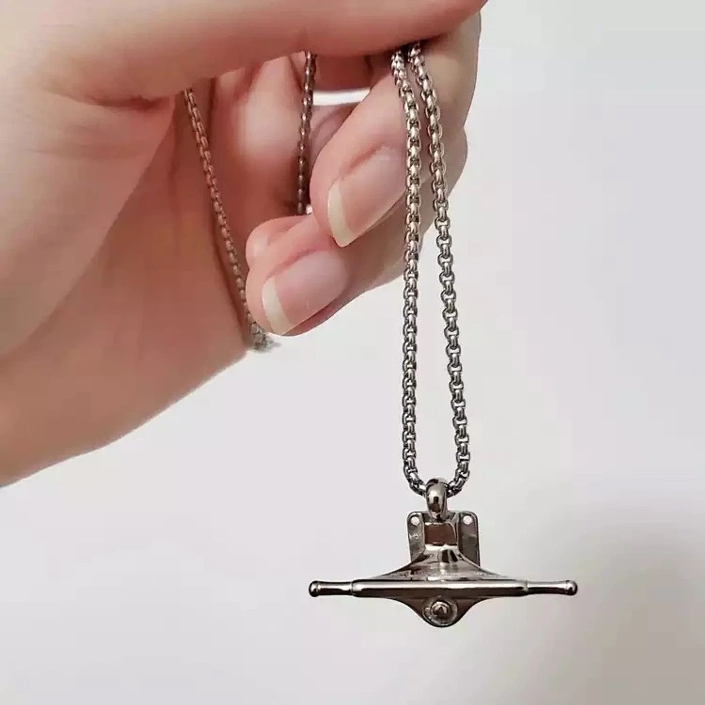 Vintage Skateboard Truck Chain Skater Necklace Surf Punk Grunge NYC ...