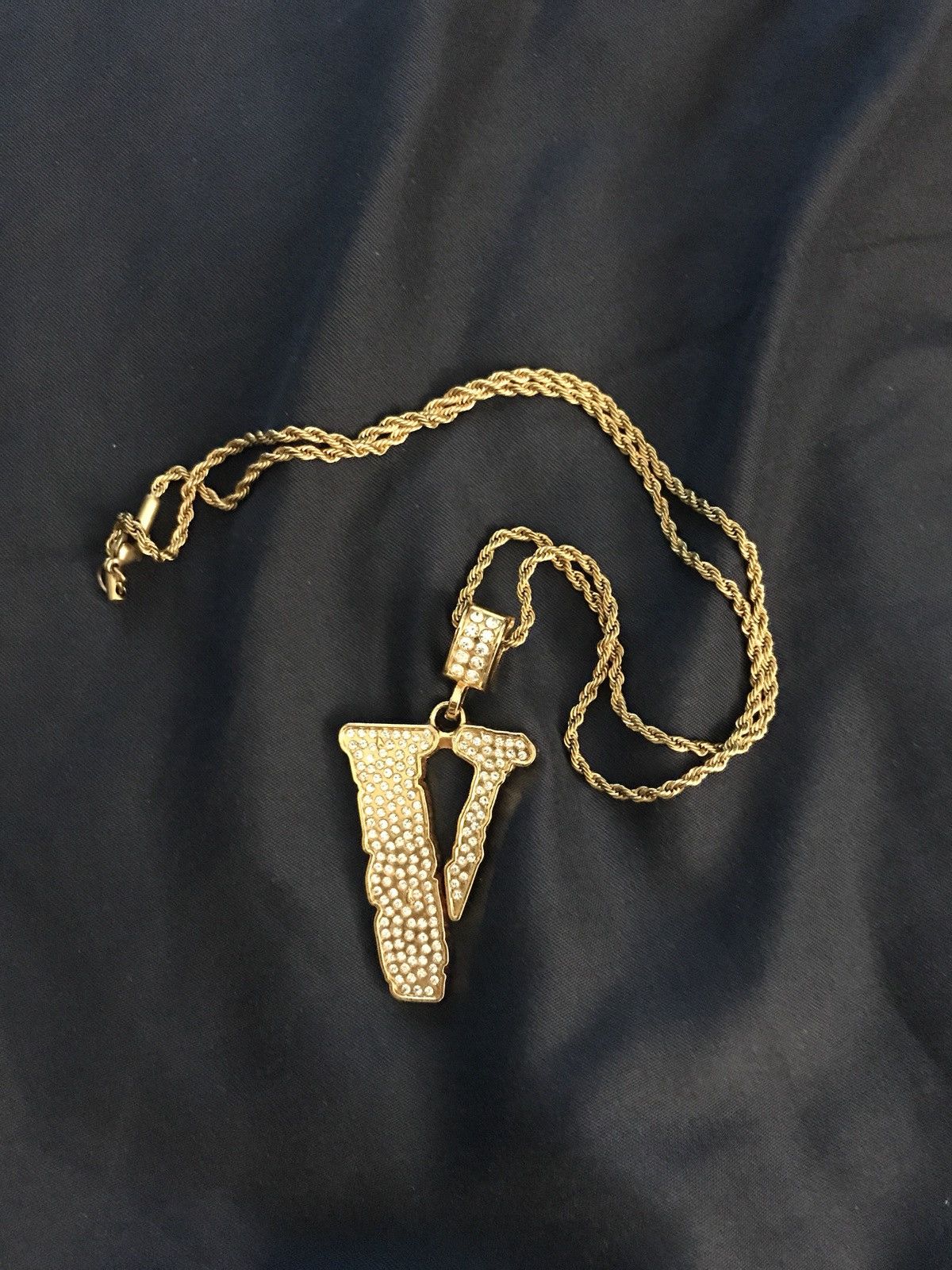 Vlone Gold Plated VLONE Chain And Pendant | Grailed