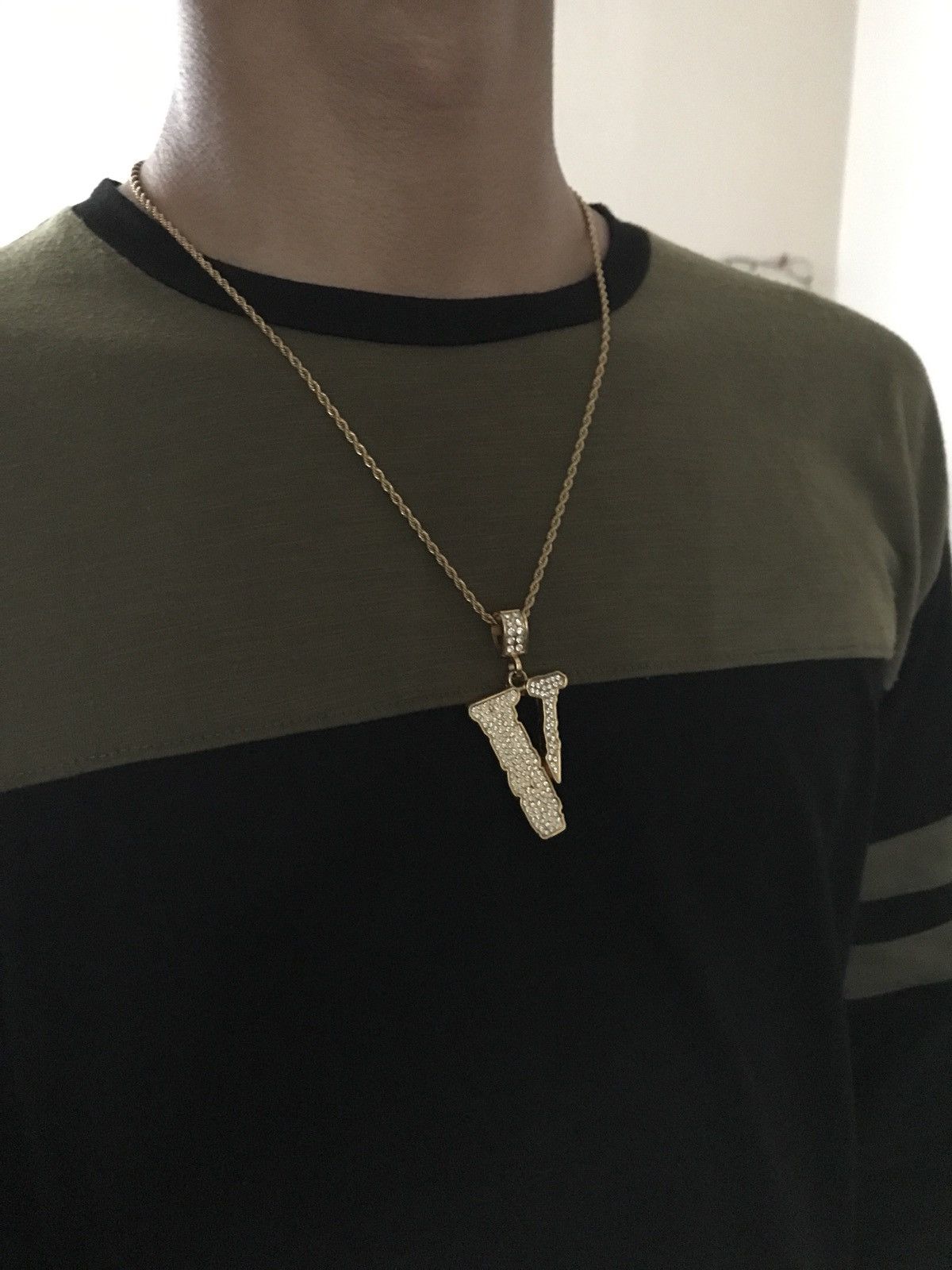 Vlone Gold Plated VLONE Chain And Pendant | Grailed