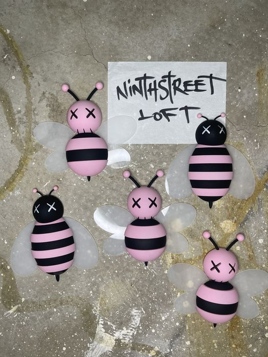 Dior Dior x Kaws store display bees | Grailed