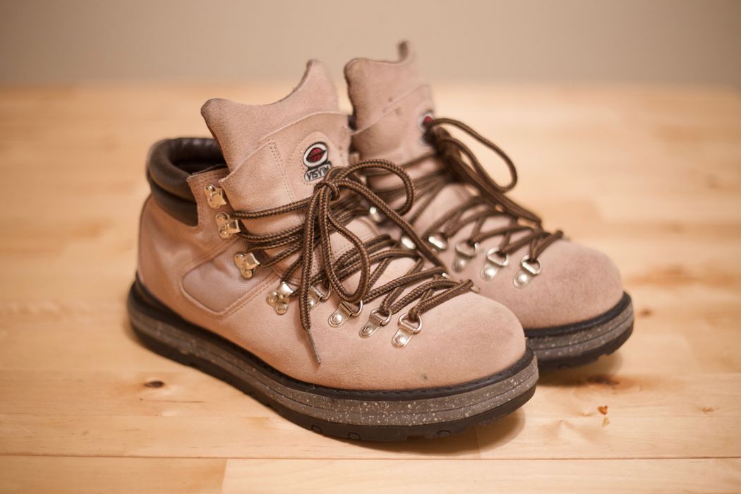 Visvim Serra Hiking Boot Tan Suede 8us | Grailed