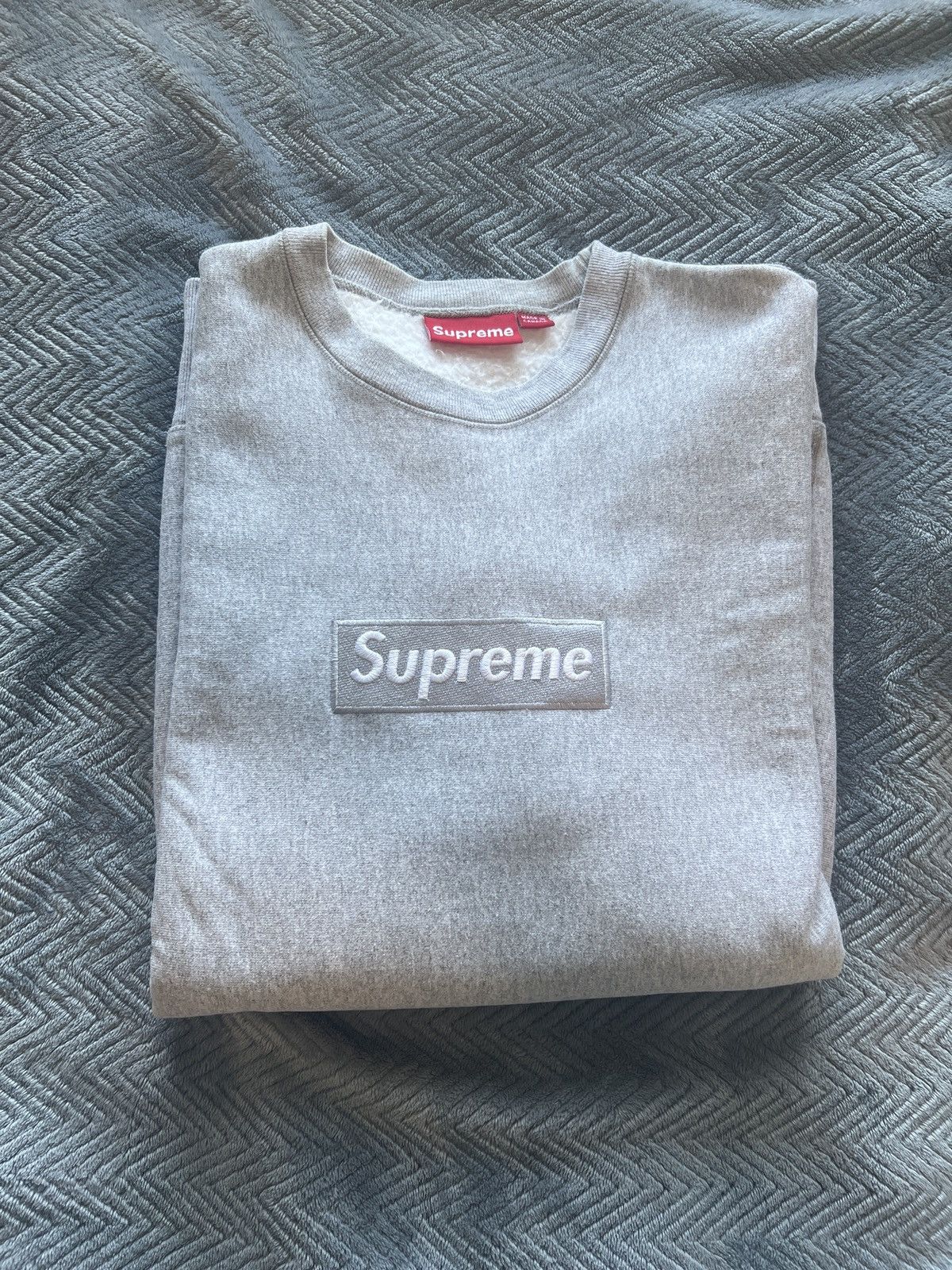 Supreme × Vintage 2003 Supreme Silver Box Logo Crewneck | Grailed