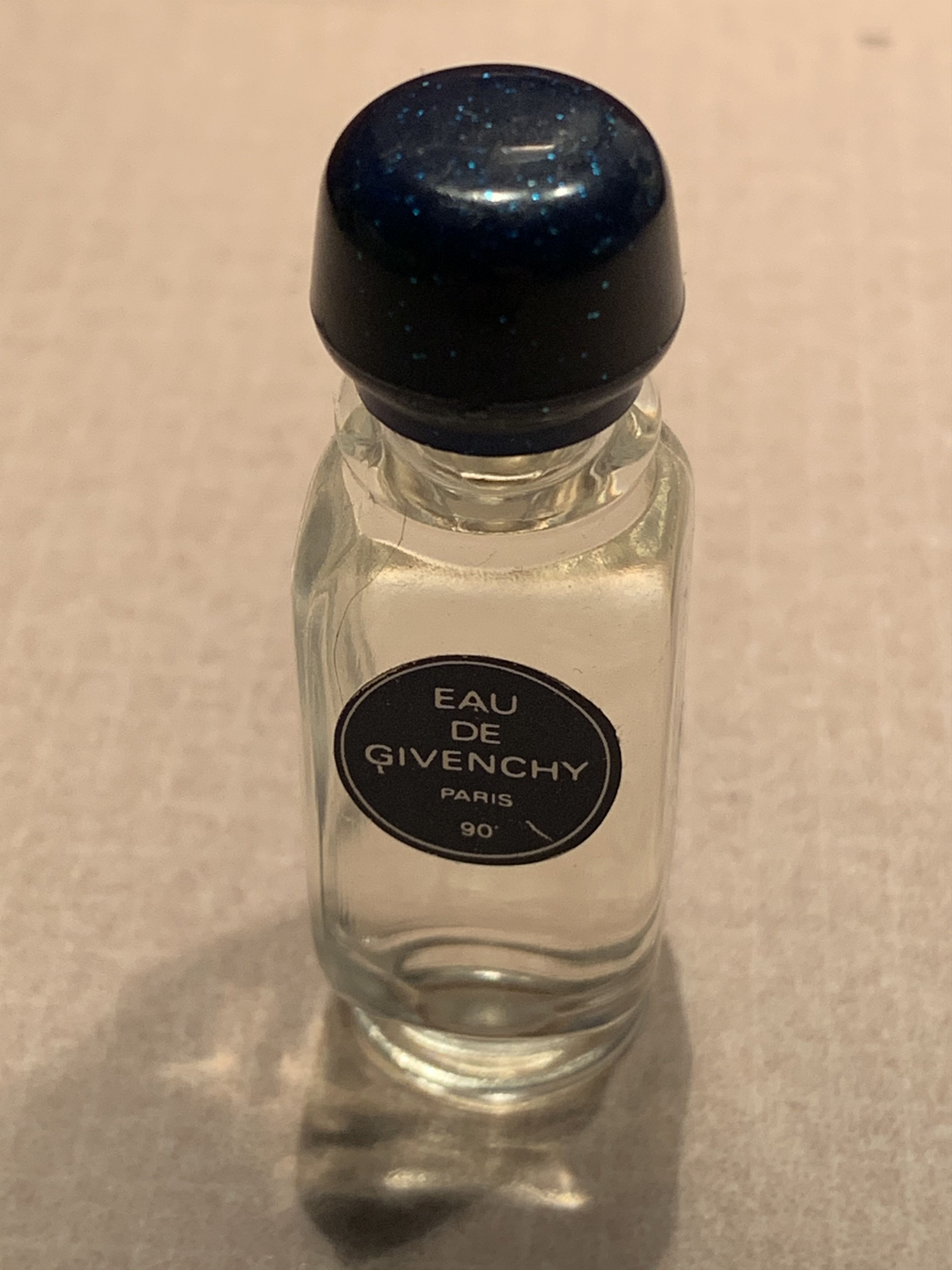 Designer × Givenchy × Vintage *RARE* Vintage Eau De Givenchy Mini ...