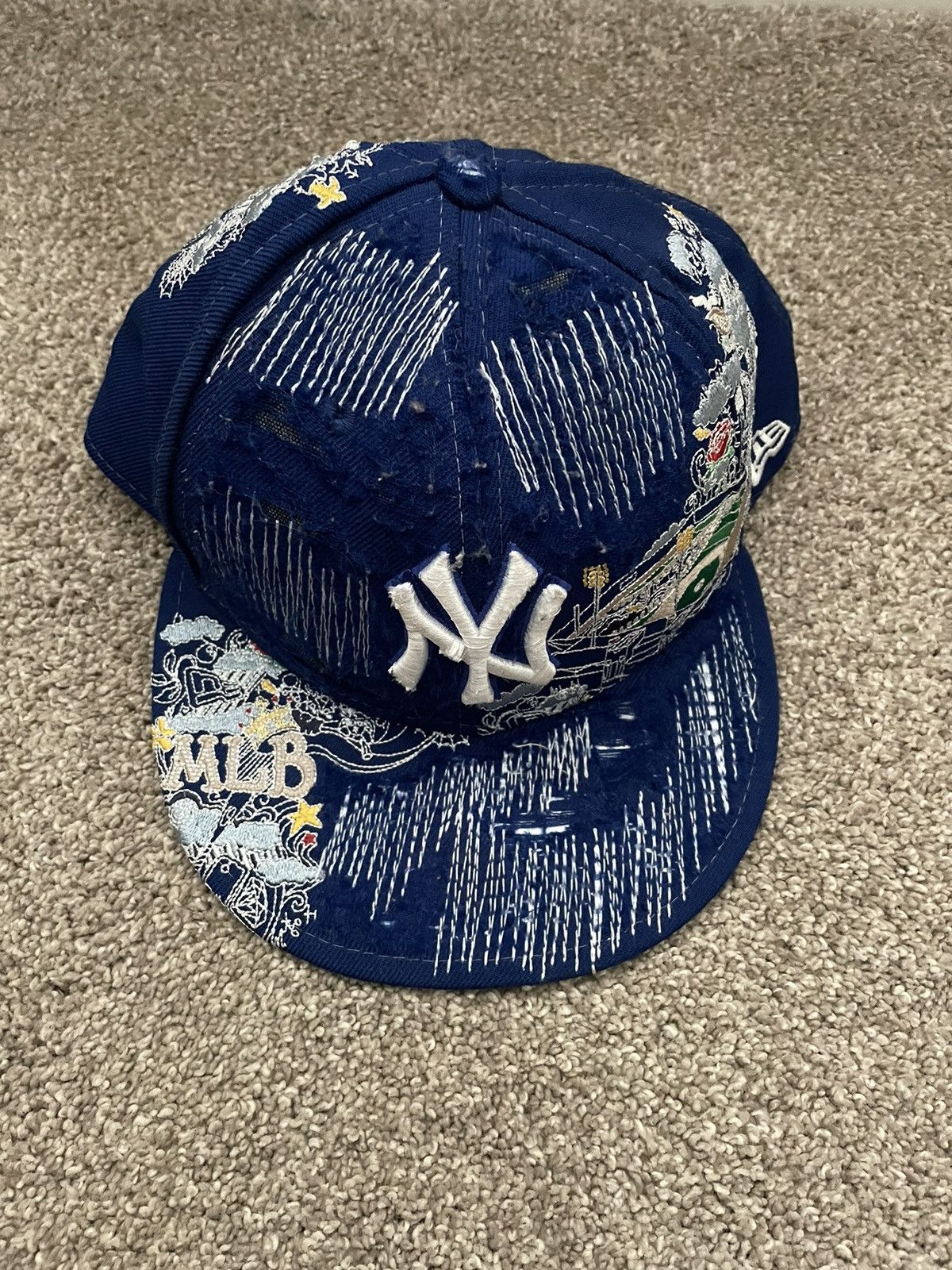Custom × New Era Experient New Era New York Yankees Distressed Fitted ...