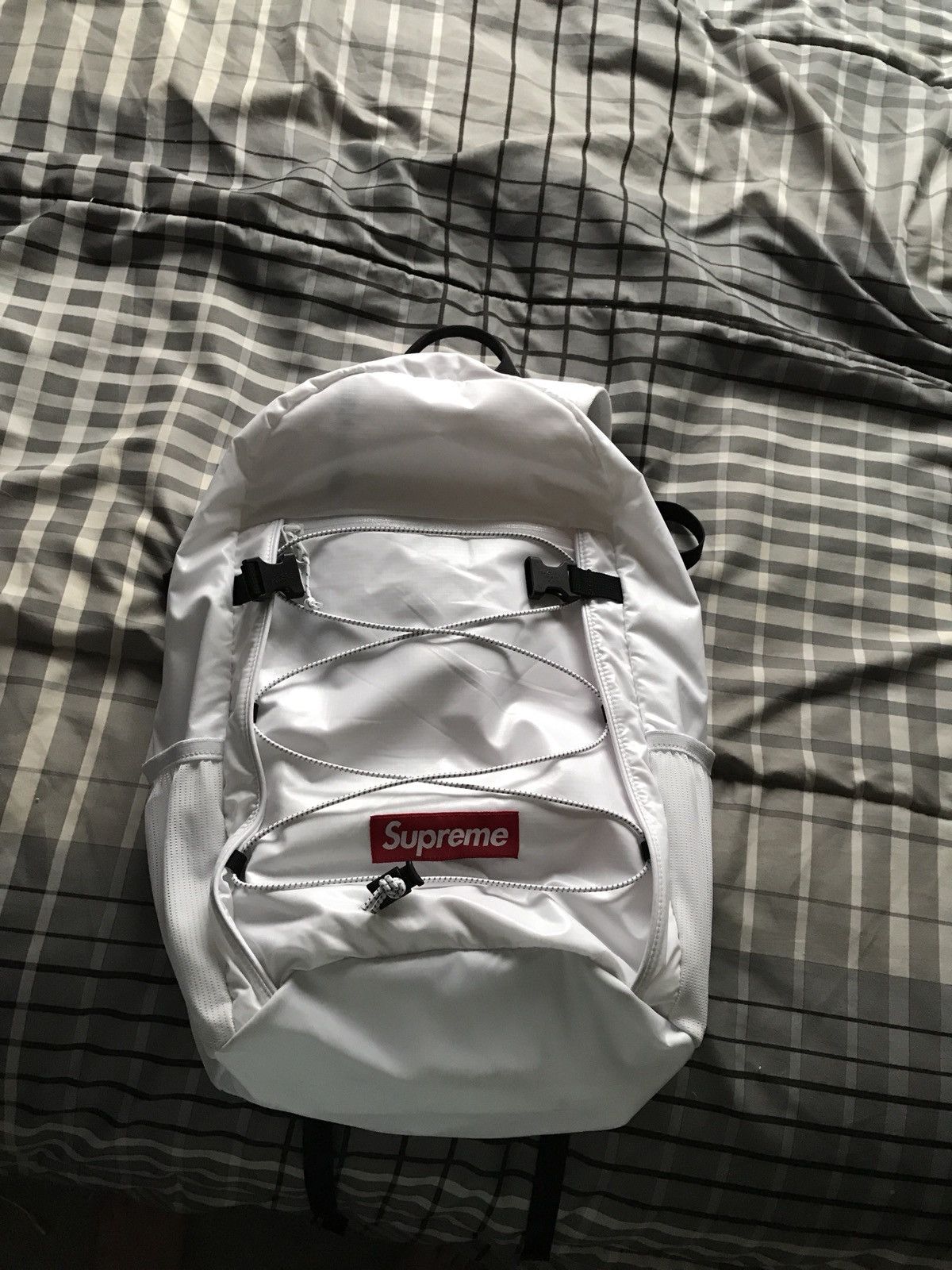 Supreme supreme FW/17 cordura backpack white | Grailed