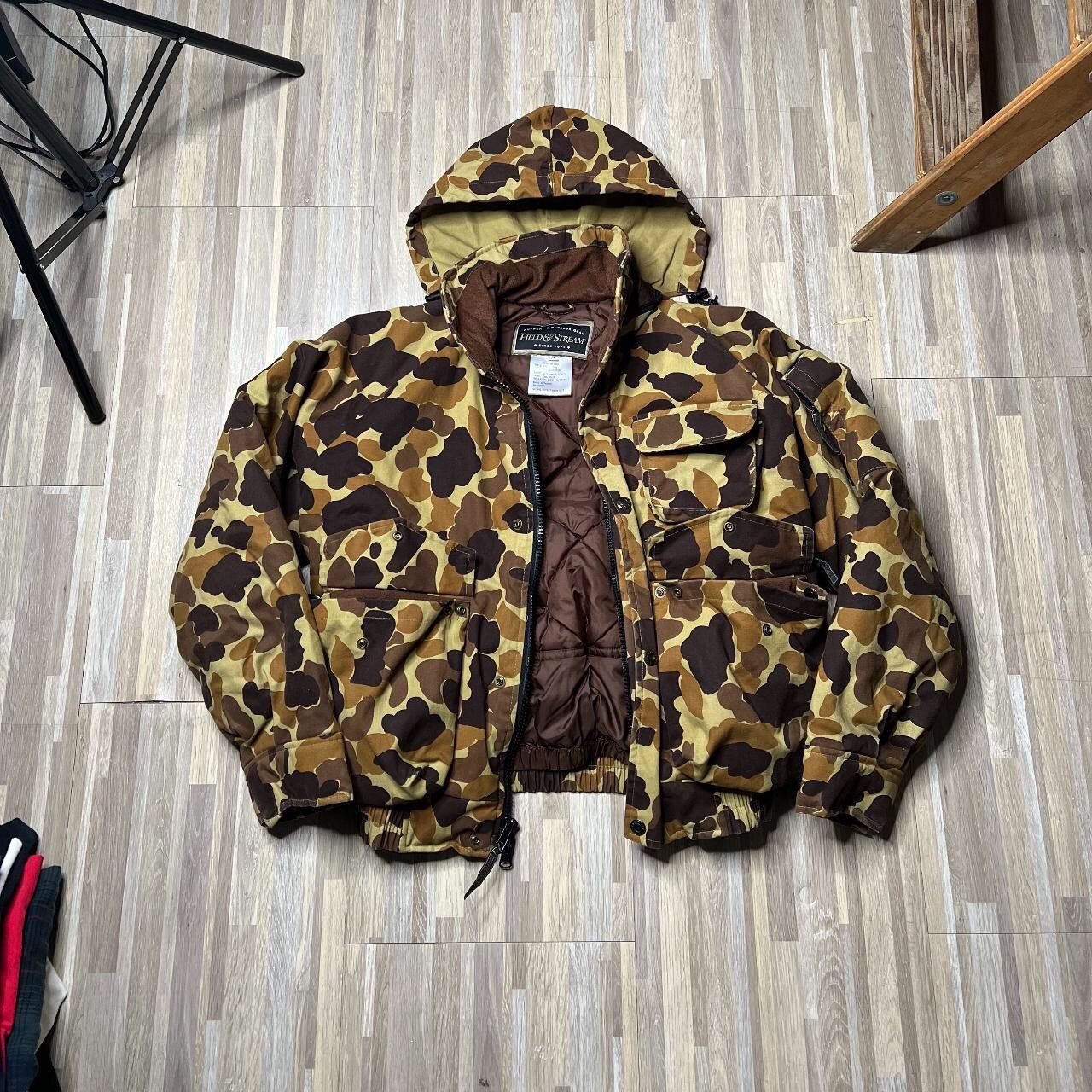 Vintage Vintage 1990s Field & Stream Duck Camo Puffer Hunting Jacket ...