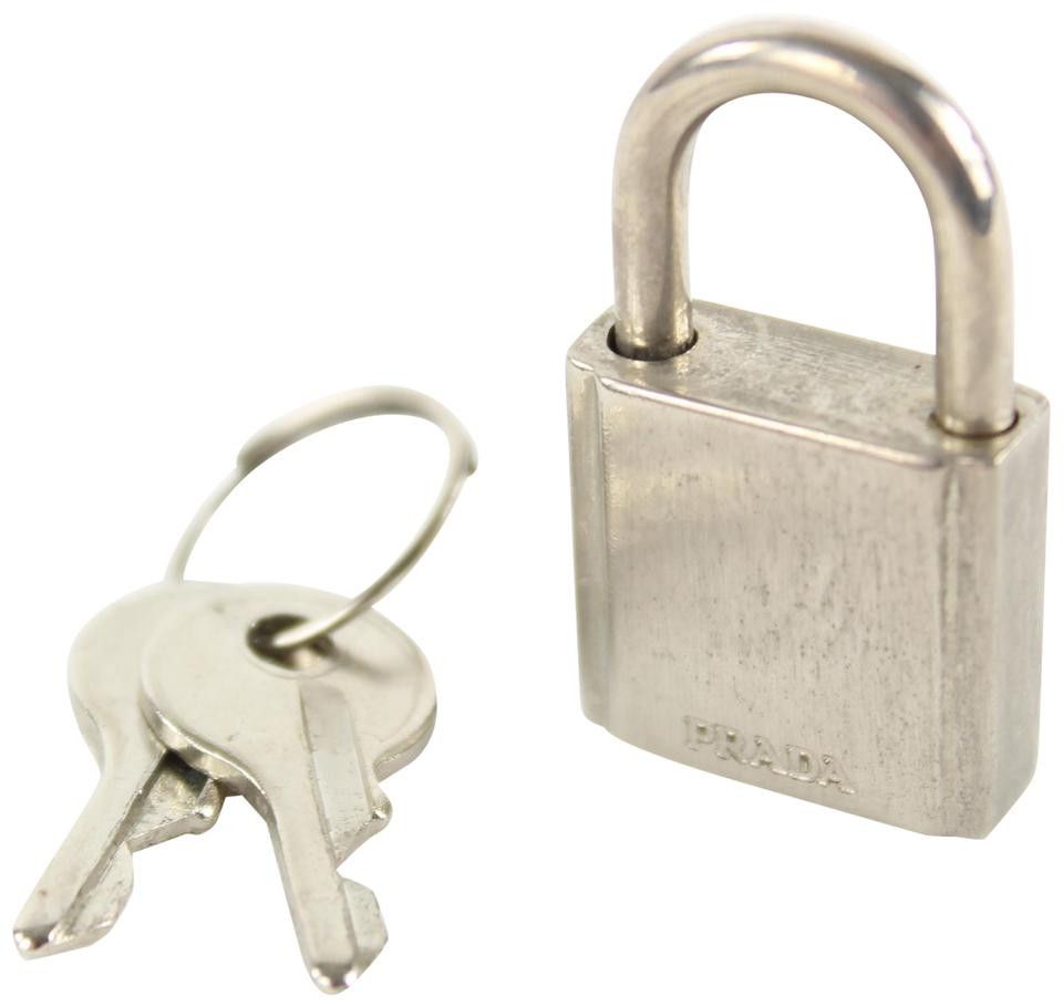 Prada Prada Ultra Padlock and Key Lock Set Cadena 18pr12 | Grailed