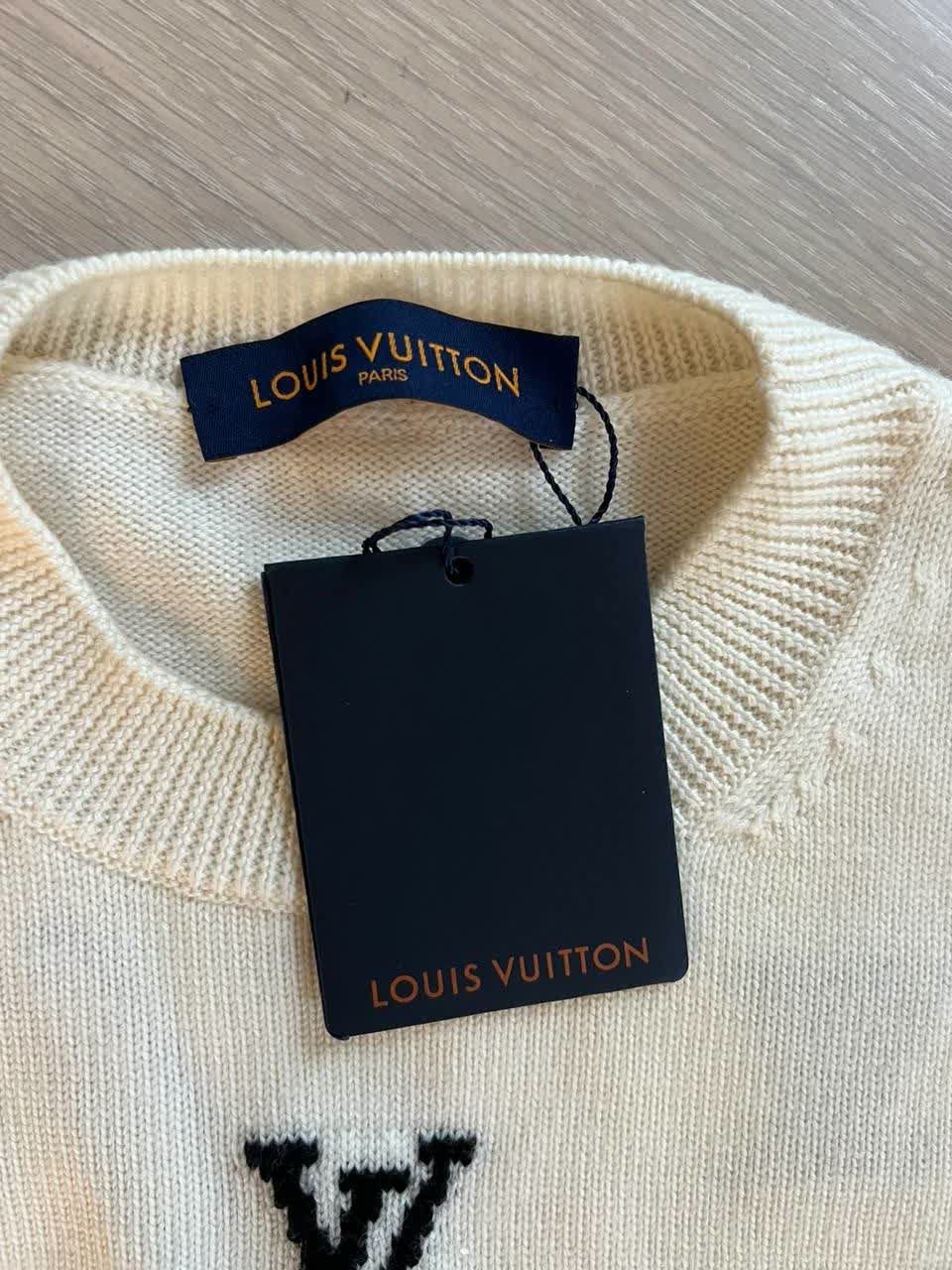 Louis Vuitton LOUIS VUITTON CLOCK INTARSIA SWEATER | Grailed