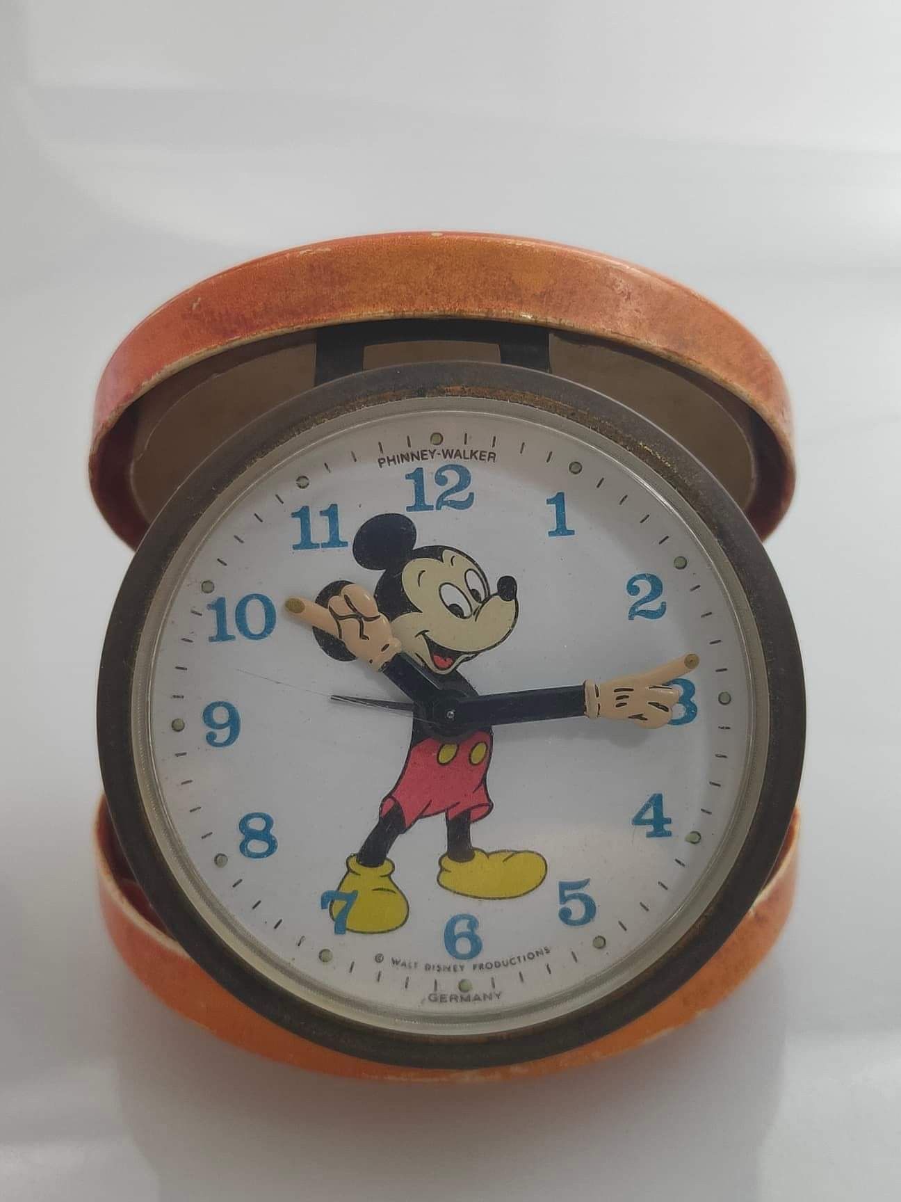 Mickey Mouse × Vintage Vintage Mickey Mouse Clock Winding/Manuel Made ...