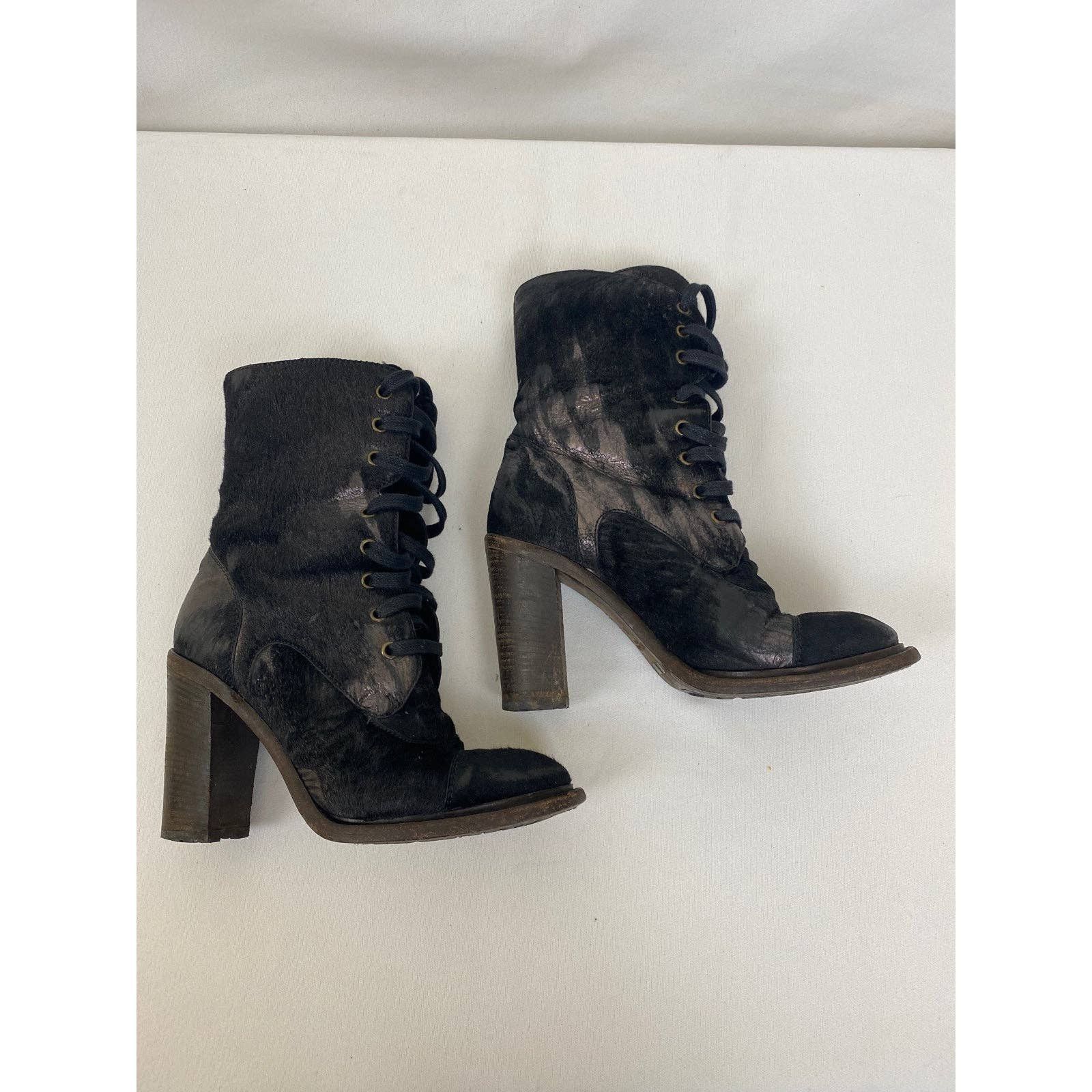 Ugg UGG Collection Piera Made in Italy, 6.5 | Grailed
