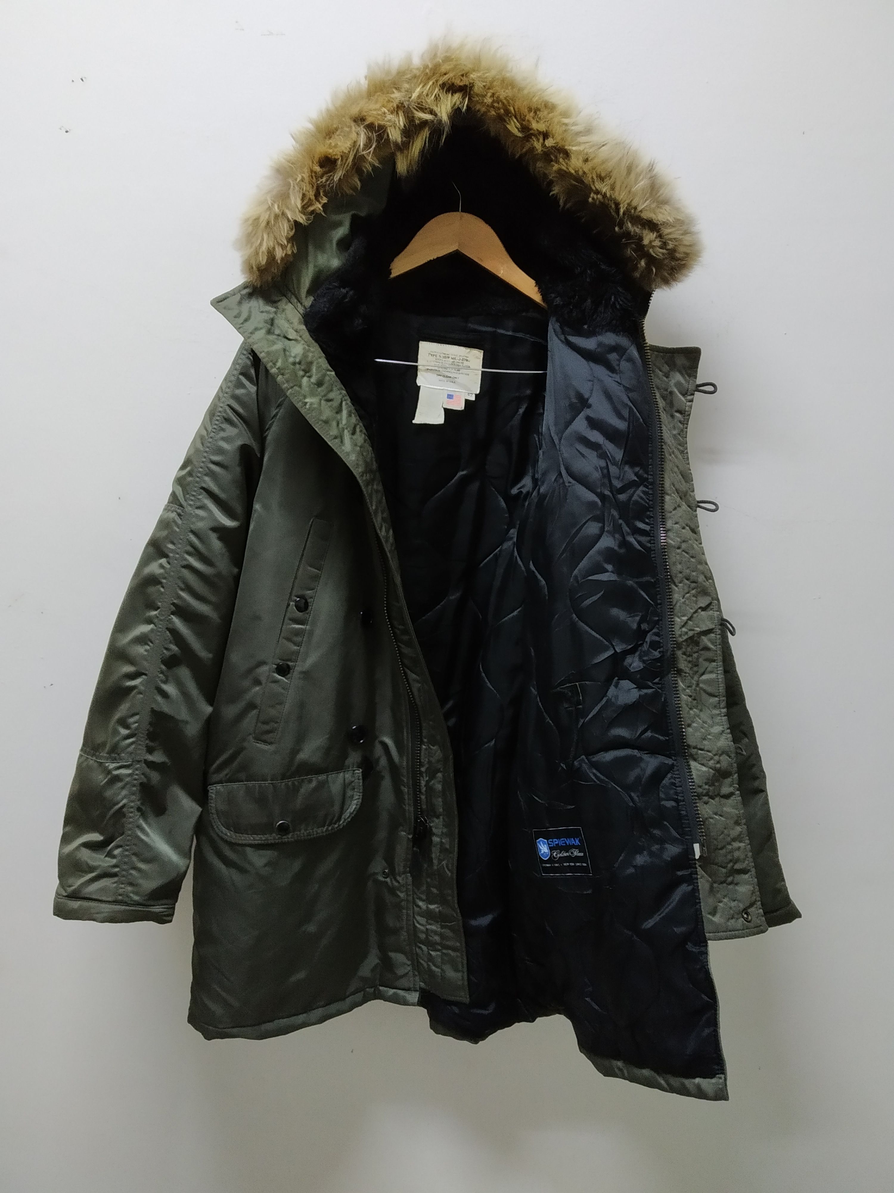 I. Spiewak And Sons I. Spiewak And Sons Type N-3B Genuine Fur Ruff ...