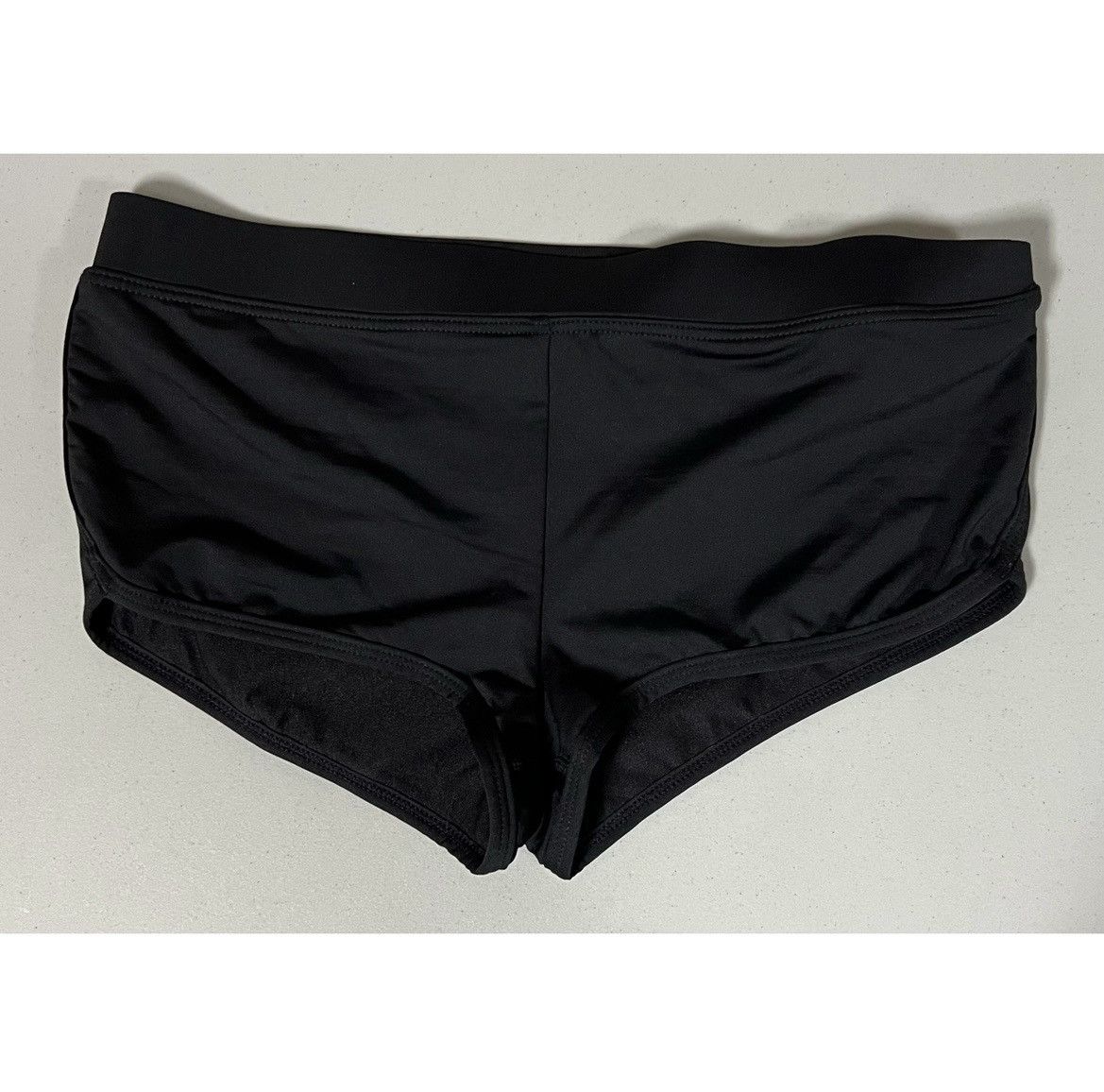 Captivate × Streetwear × Vintage Captiva by Christina Swim-Shorts ...